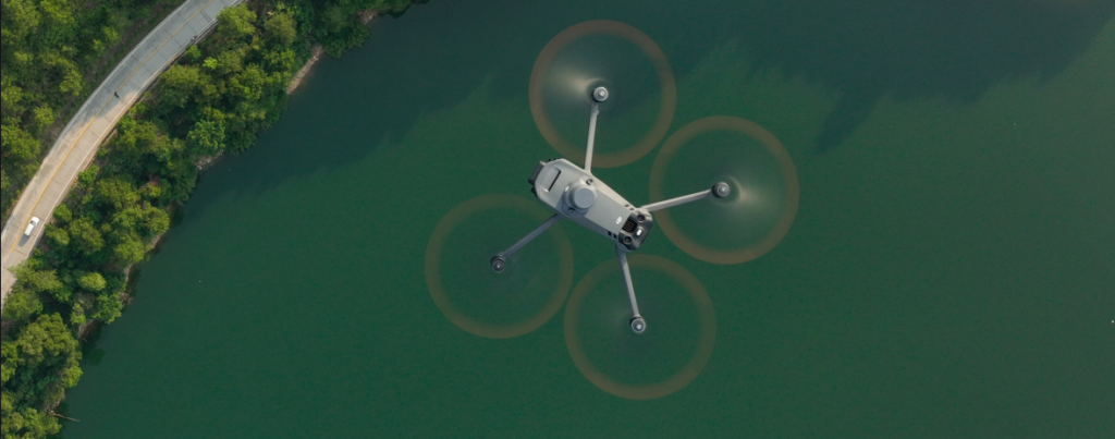 DJI Mavic 3 Multispectral - dron z kamerą RGB i sensorami